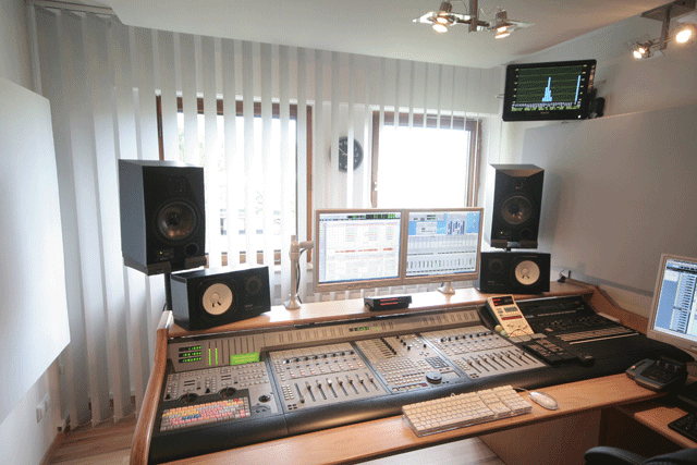 TONSTUDIO – TinaColada